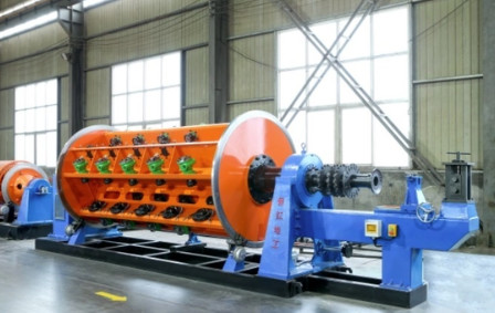 Frame-Type Strander Automatic Wire Coil Assembling Device